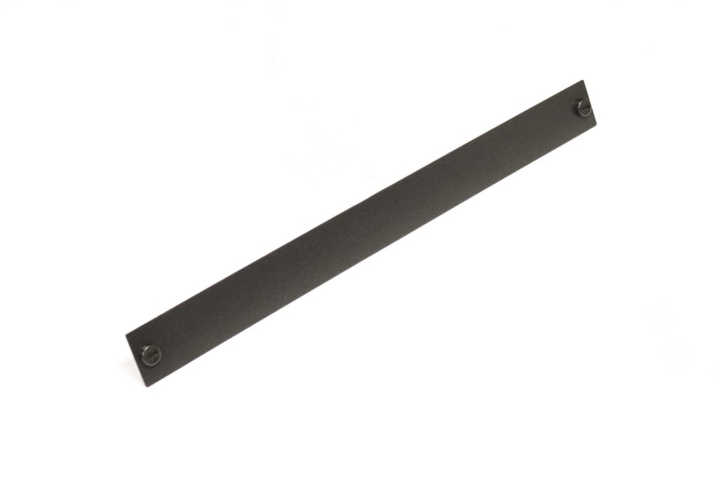 1U Blanking Panel | Snap-in Clips | Square | Black | 19" - Data Center ...
