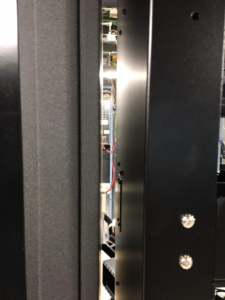 MagSeal - Magnetic Air Dam Gap Sealer For Cabinets - Data Center Store