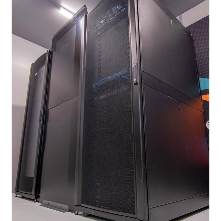 EziBlank® Modular Wall - Data Center Store